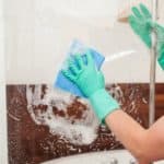 How to Remove Hard Water Stains from Glass: A Comprehensive Guide ...